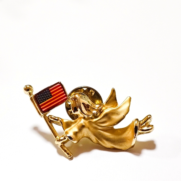 Accessories | Vintage Flying Angel Carrying The United States Of ...